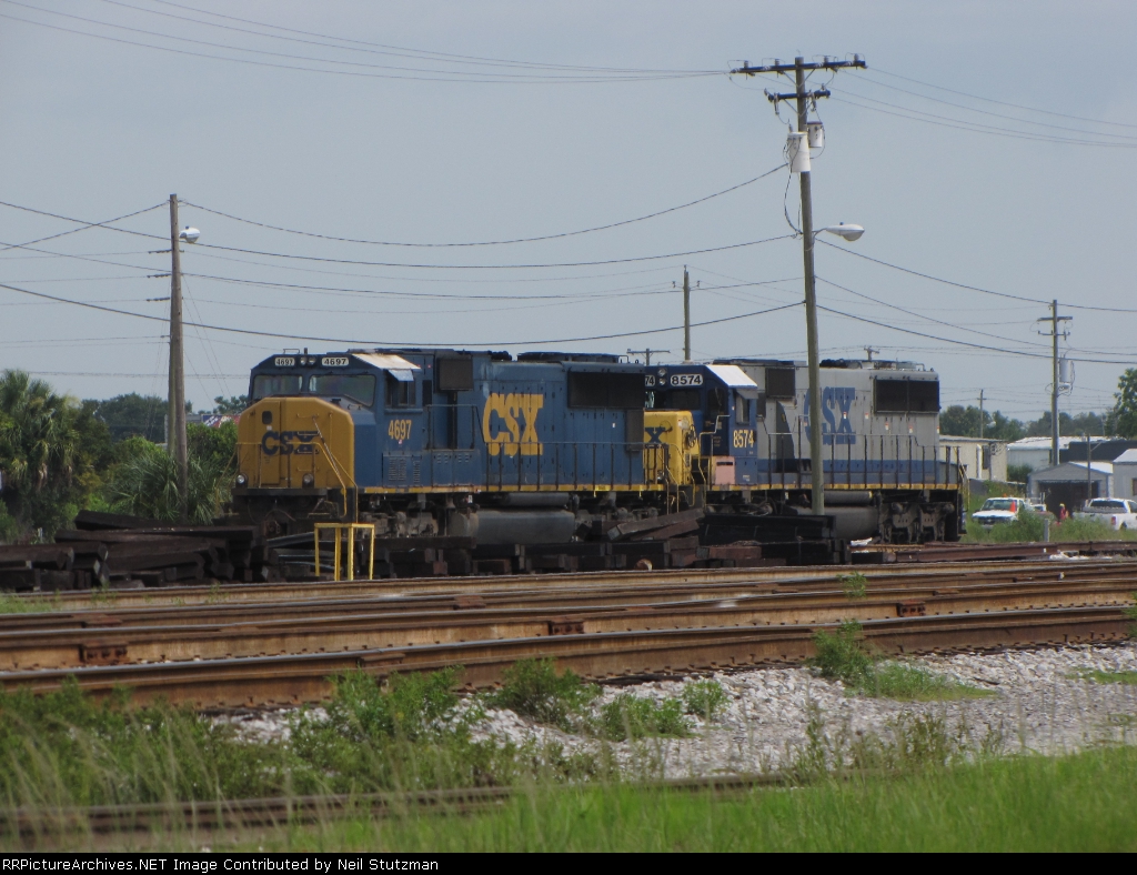 CSX 4697